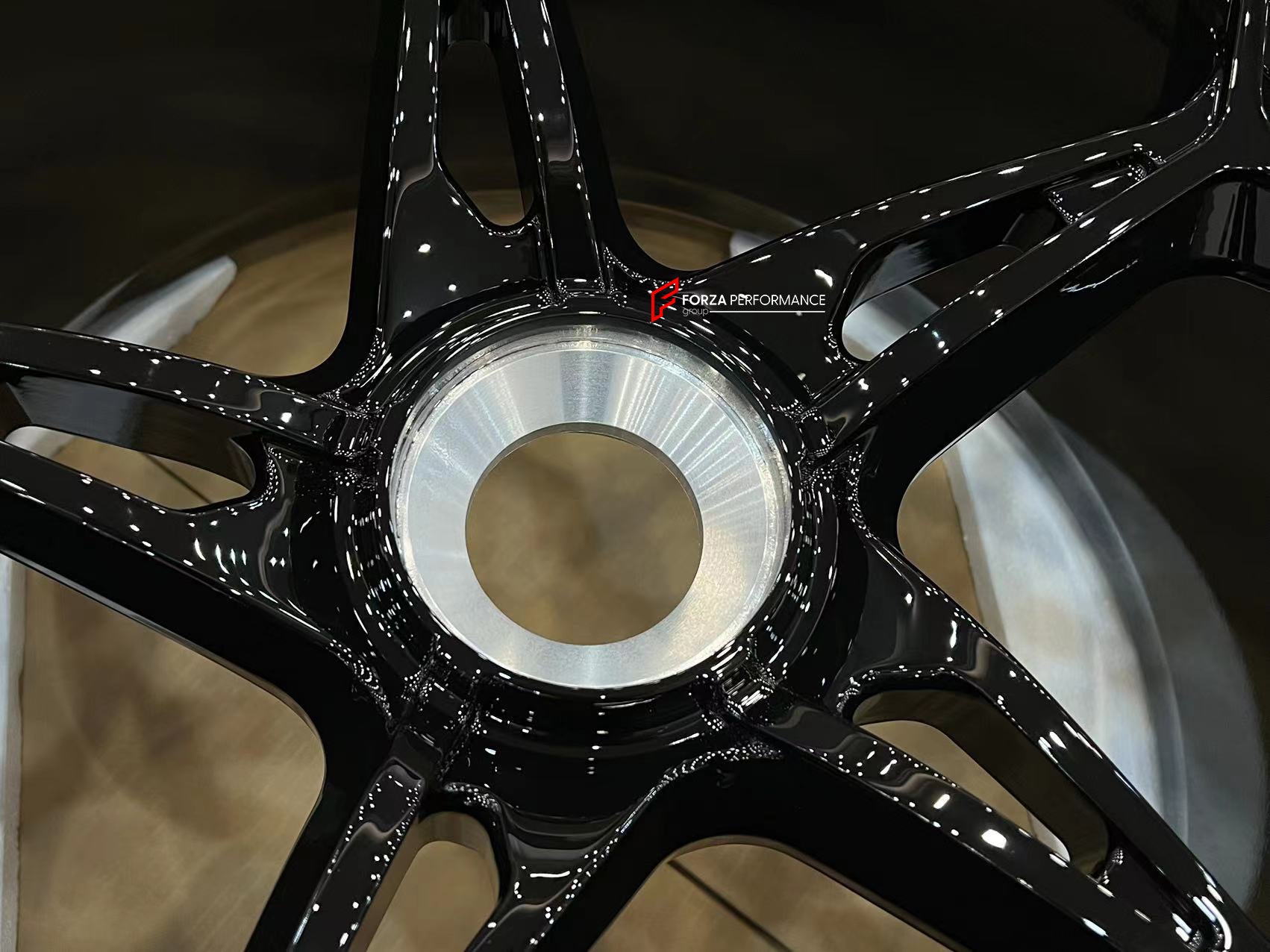 20 21インチ センターロック 鍛造ホイール リム ポルシェ 911 992 GTS 2024用 – Forza Performance ...